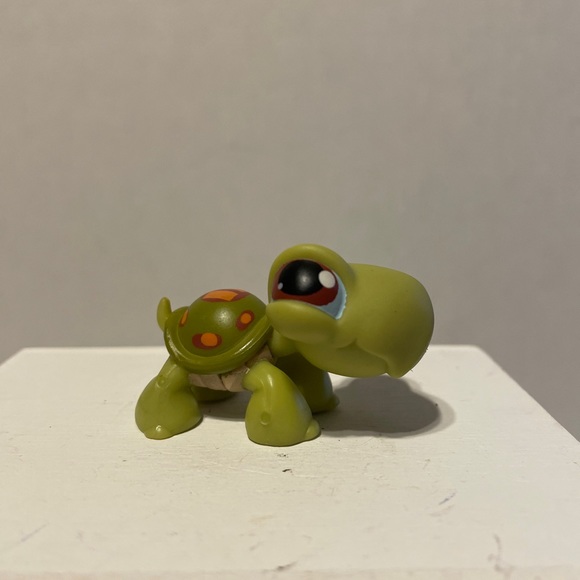 Littlest Pet Shop | Toys | Lps Authentic Littlest Pet Shop 008 2006 ...